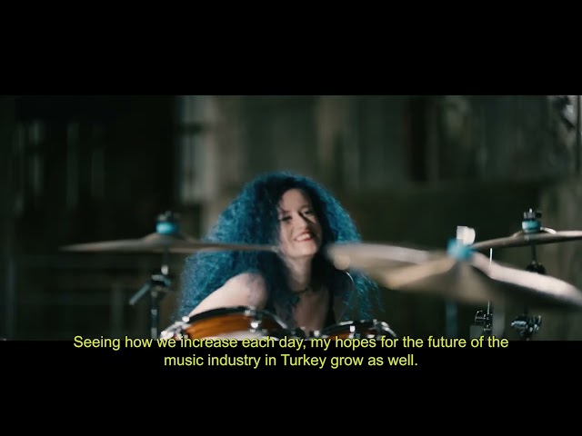 Leyan Senay ile: Müziğe ve “Hit Like A Girl”e Dair Bir Sohbet • theMagger