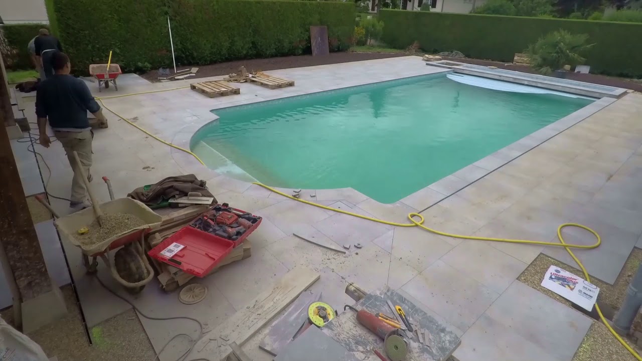 Timelapse aménagement d'une piscine