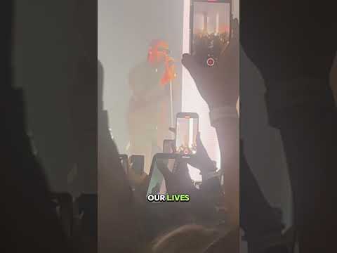 BRENT FAIYAZ performs LOOSE CHANGE LIVE in TORONTO at his concert! #live #music #concert #randb