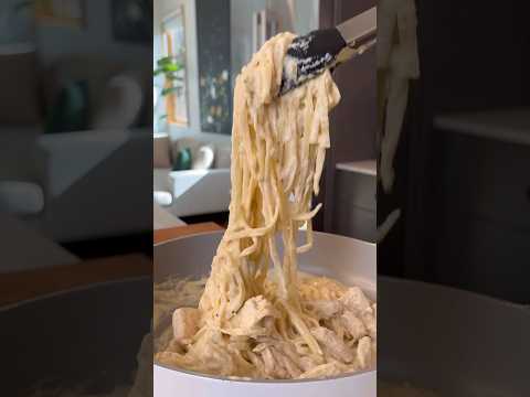 GLUTEN-FREE, DAIRY-FREE FETTUCCINE ALFREDO