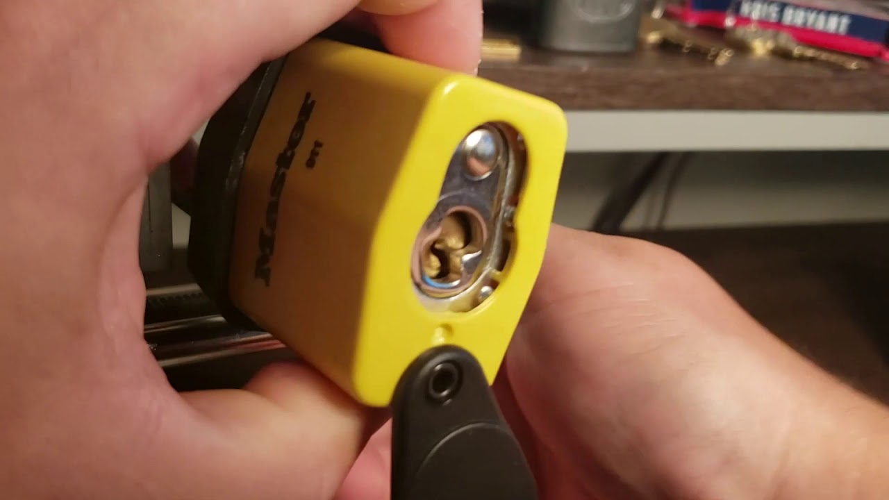 [9] Master Lock 911 Picked and Gutted