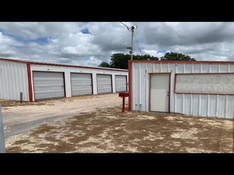 505 N State Highway 342, Red Oak, TX Presented by Andrew Boster.