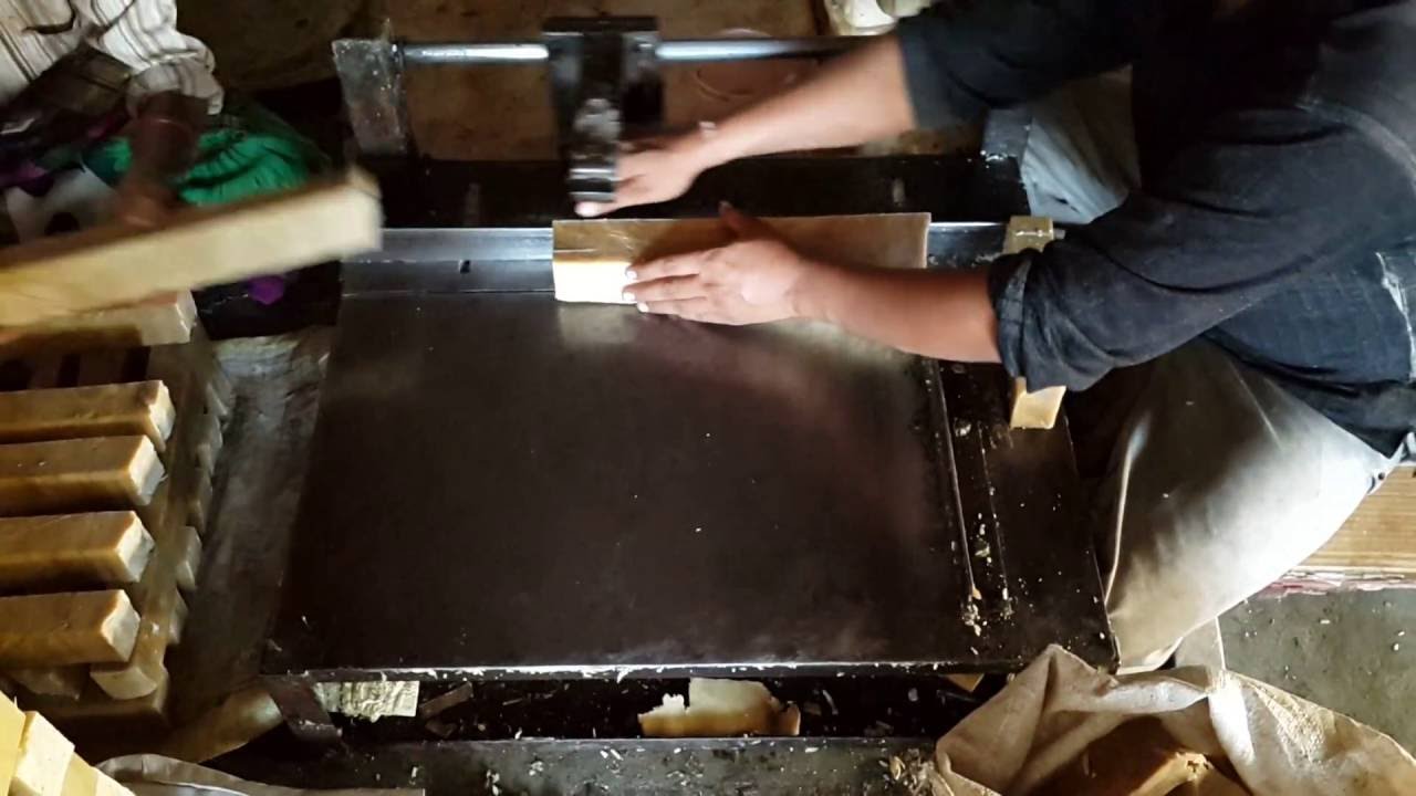 Manual Soap Cutting Machine