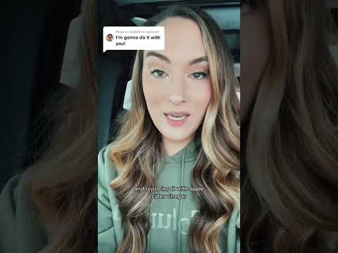 Dermatologist reacts to Apple Cider Vinegar shampoo challenge @DrDrayzday