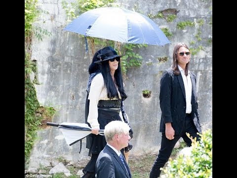Cher joins mourners as 'Ramblin Man' Gregg Allman is laid to rest
