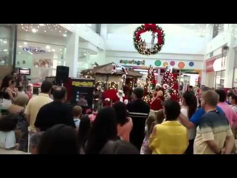 Apresentação Musiartes no Monet Plaza Shopping