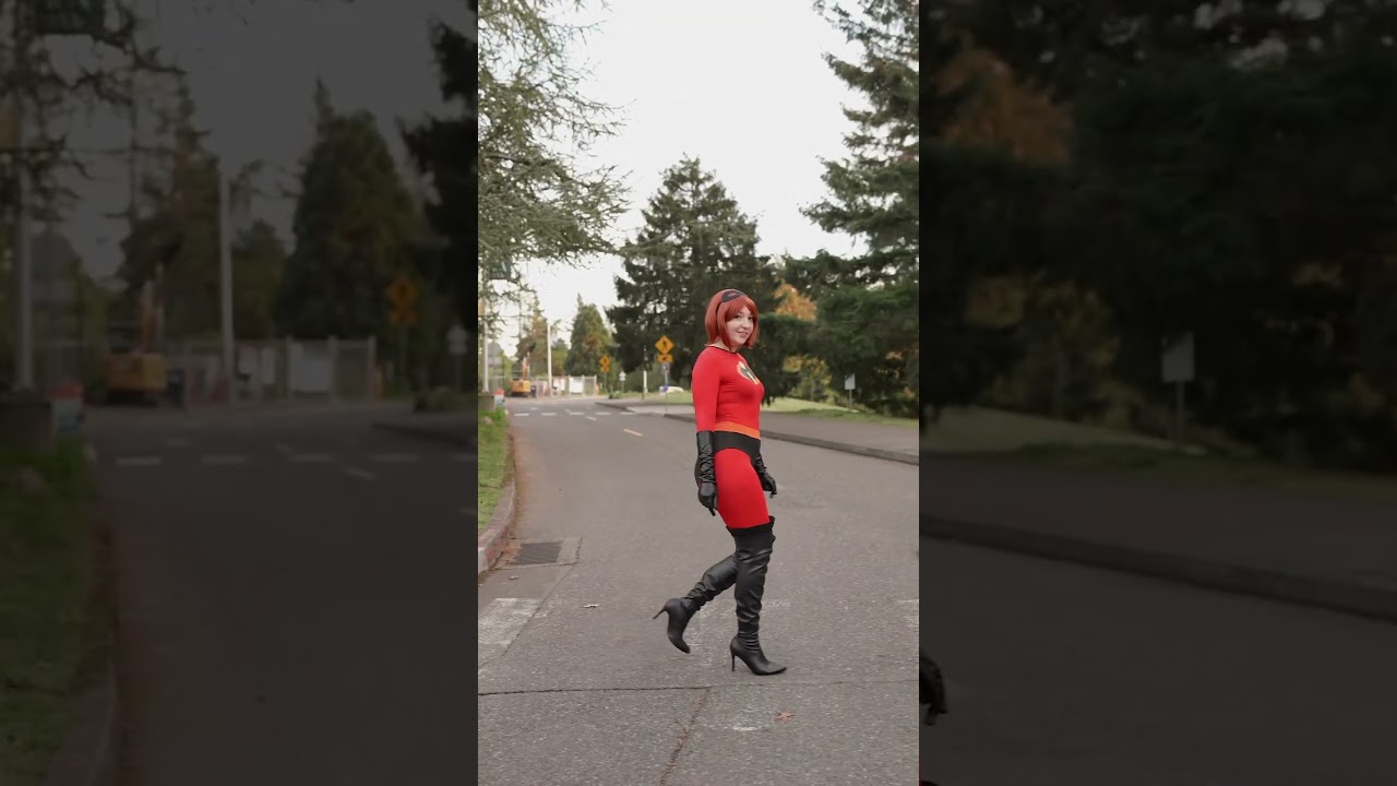 Mrs.Incredibles #shortsvideo #youtubeshorts #shortsfeed #superhero #cosplay