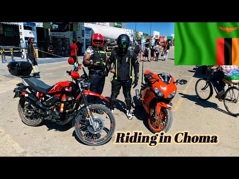 A CBR 1000 moment in Choma Town, Zambia 🇿🇲! @thezedtraveller