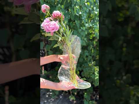 We are clearly in love with Boot Vases π€ #bootvase #homedecor