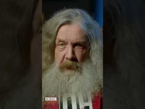 3 Great Tips for Plotting Out Stories - Alan Moore - BBC Maestro - #shorts