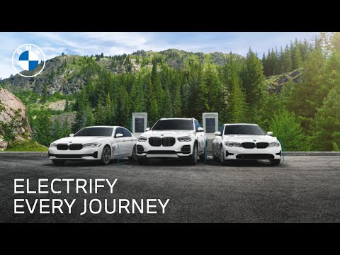 Unplug to Unleash the 2022 BMW Plug-In Hybrids