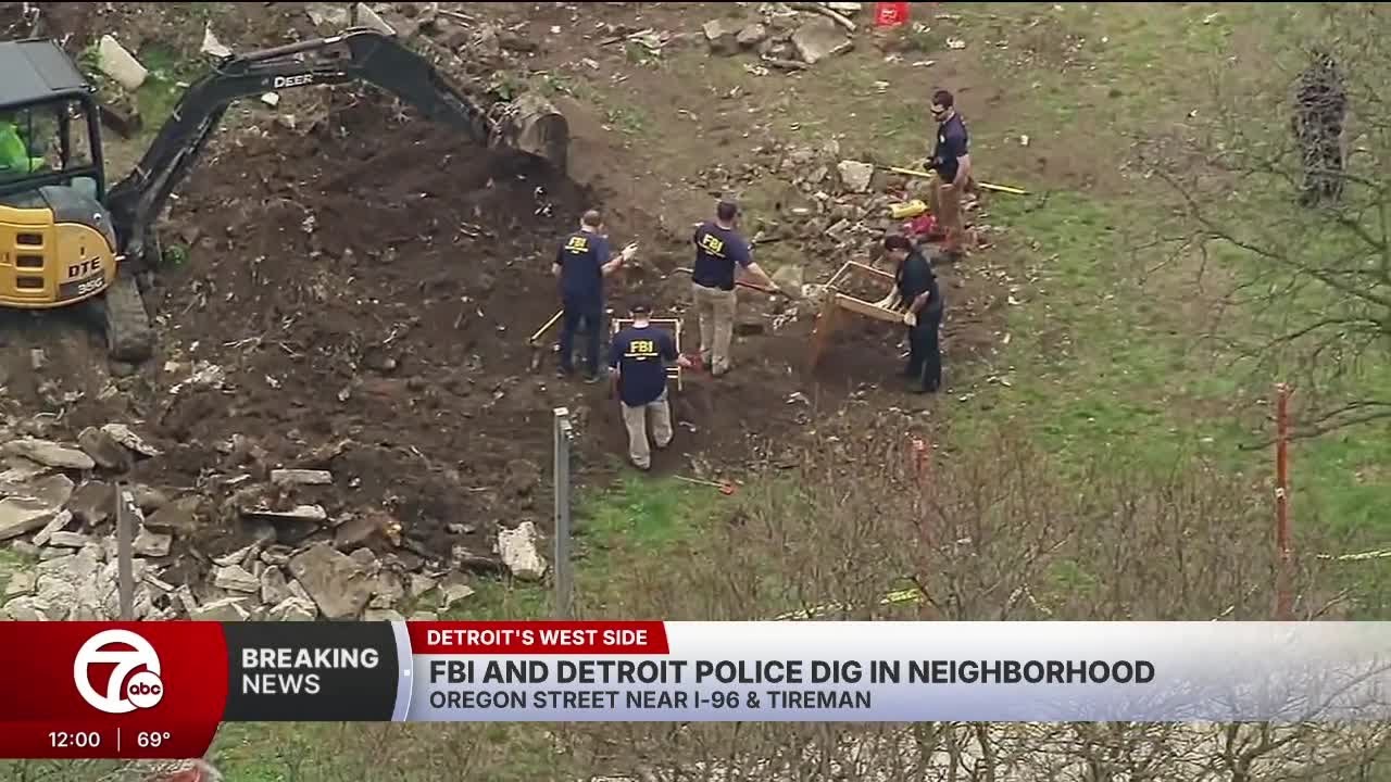FBI and Detroit Police dig in neighborhood