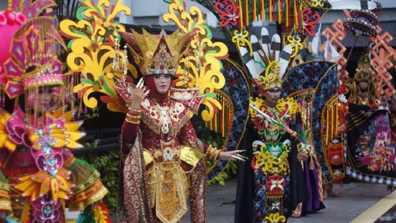 Solo Batik Carnival Masuk 100 Wonderful Event Indonesia - Tribun Video