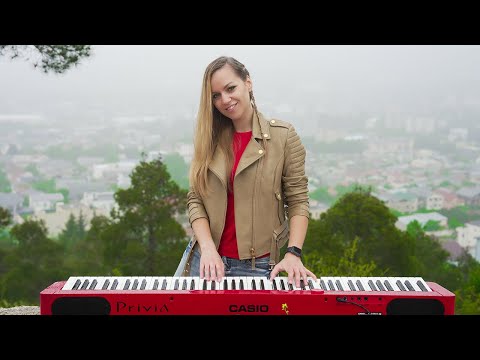 Gamazda manda ver em cover de "Paradise City" no piano; veja vídeo