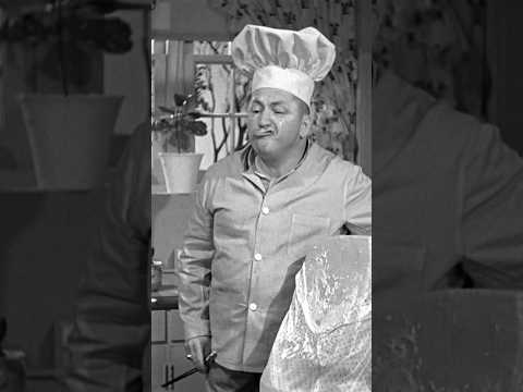 Curly Shaves the Ice - The THREE STOOGES