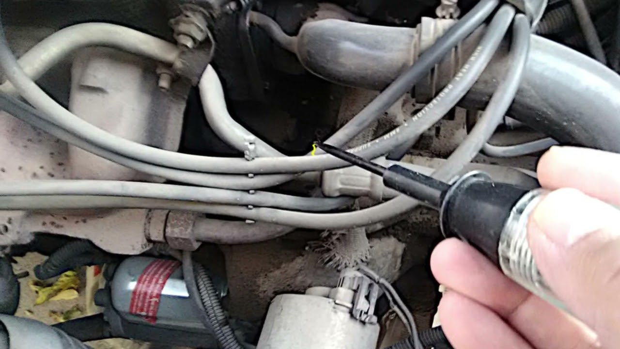 🚗Why there is a spark leak in spark plug wires🚗