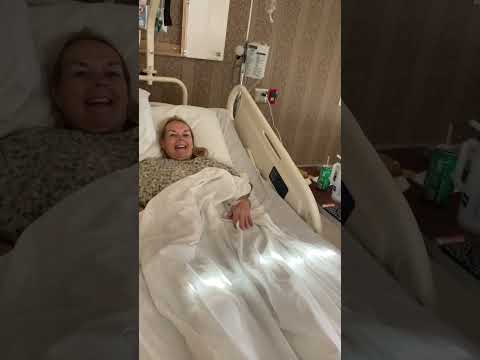 very happy patient no more pain (IMG 3432)