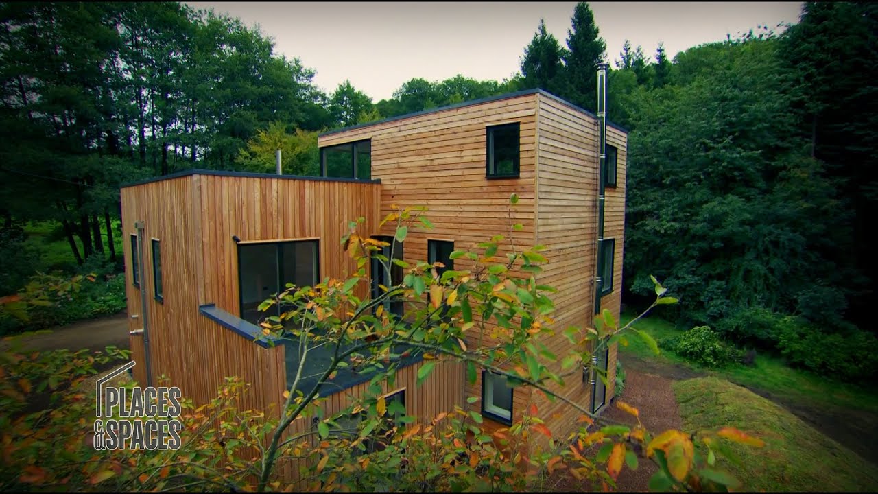 A Japanese-Style Luxury Home