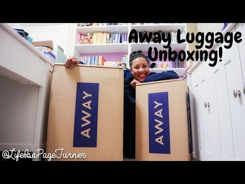 Away Luggage Unboxing and First Impressions