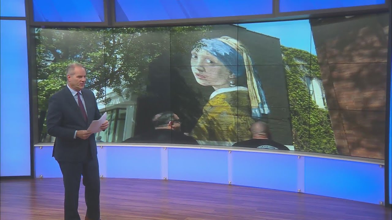 Girl with a Pearl Earring mural drawing attention in Birmingham