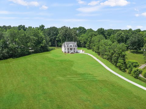 3454 Honey Run Rd, White House TN- Brand New Luxury Home on 6 Acres For Sale