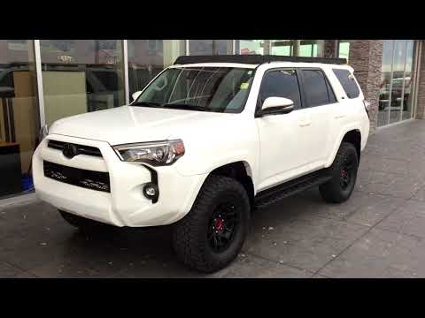 Lifted 2022 Toyota 4Runner on 285/70R17 Tires