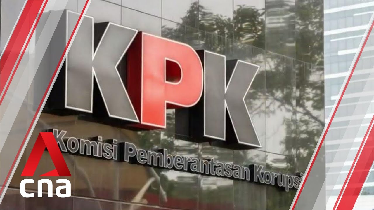 Indonesian fisheries minister resigns over bribery case linked to export of baby lobsters