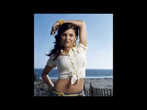 Sophia Bush Shows off Her Armpit