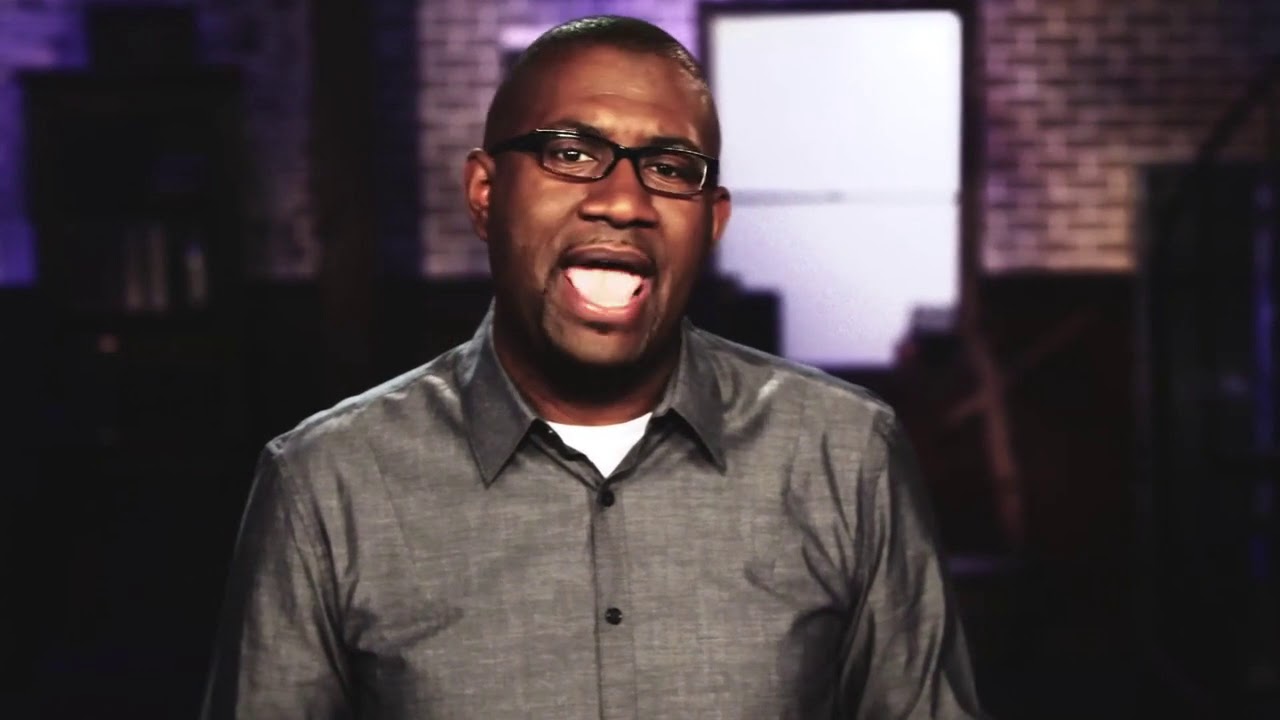 33 Volume 1:: A Man and His Design Trailer