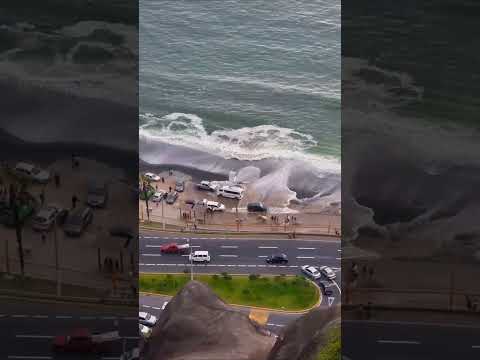 #shorts Tsunami Caught On Camera????#viral#Shorts monetization