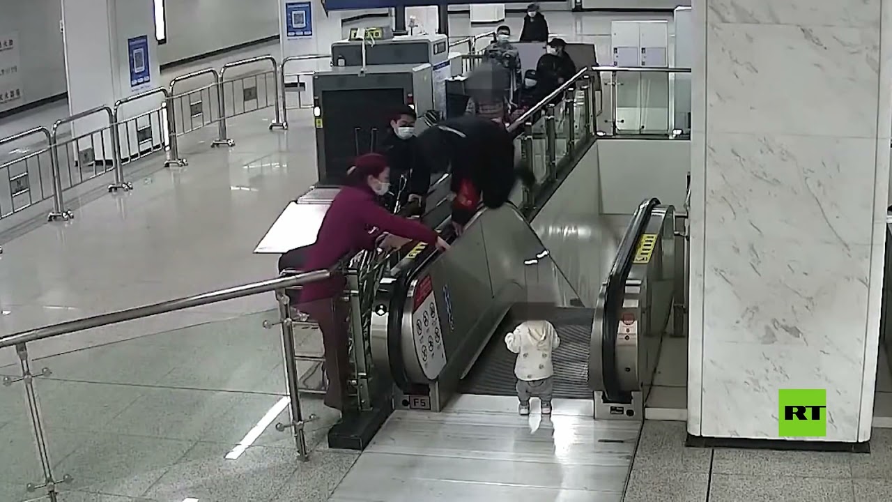 A security guard saves a child - Reddit r/nextfuckinglevel