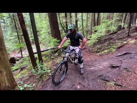 Riding the new YT IZZO in North Vancouver with JS Therrien!