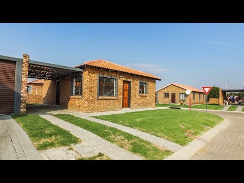 2 Bedroom House for sale in Mpumalanga | Highveld Grass And Wetlands | Evander |