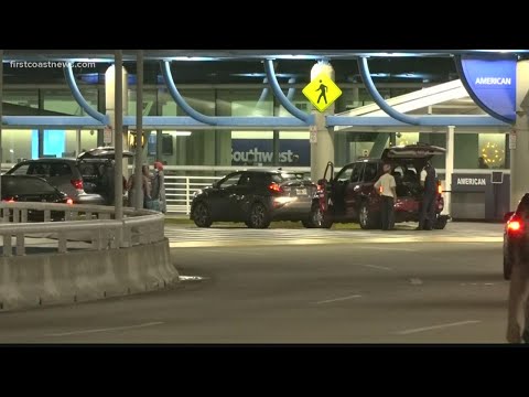 Bomb scare grounds flight at Jacksonville airport