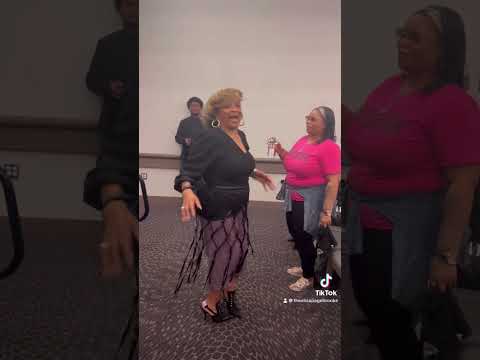 “The Grateful Chant”. The Viral Video