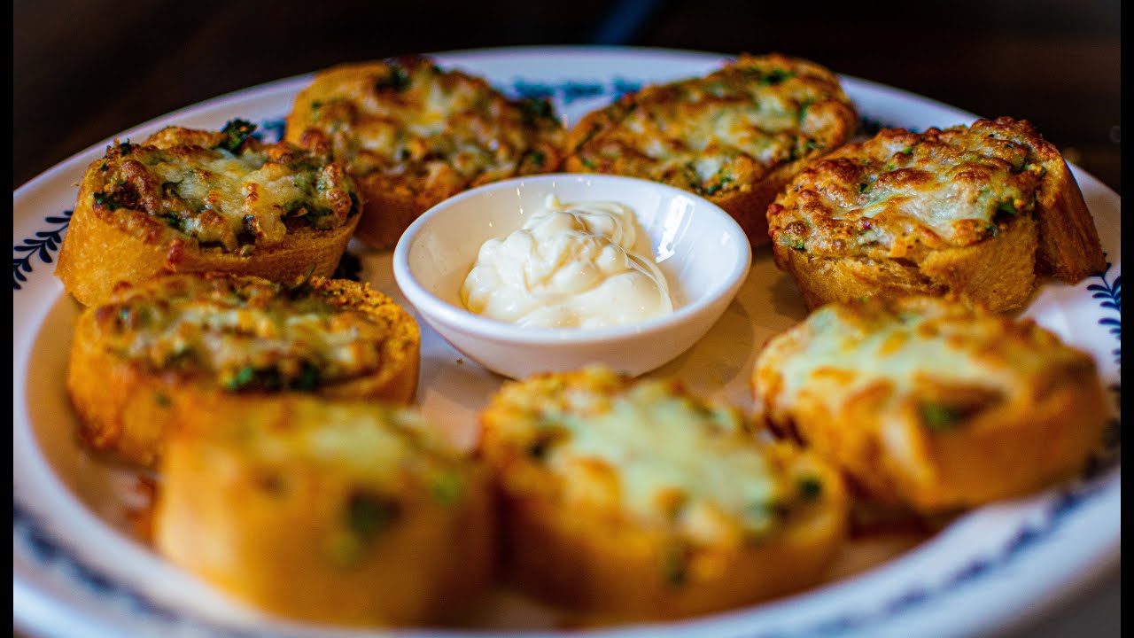 How to make homemade Cheesy Garlic Bread – Air Fryer Edition!