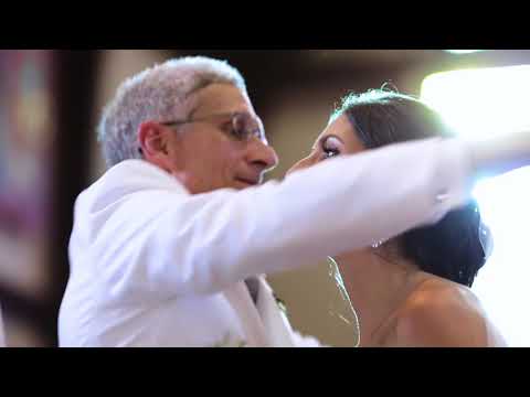 Eye Wander Photo | Wedding Photographers - The Knot