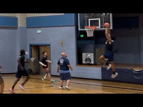 (SUPER ENTERTAINING) Menβs Basketball League Game Half 1 (WATCH TILL END)