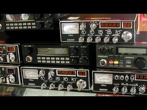 UK FM CB Radio Channel 25 Heard In On A Handheld Scanner In USA 27.84125 MHz - 27.841 FM 10/10/2022