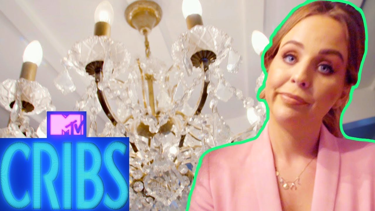 EP #3: TOWIE star Lydia Bright’s Many House Lights | MTV Cribs UK