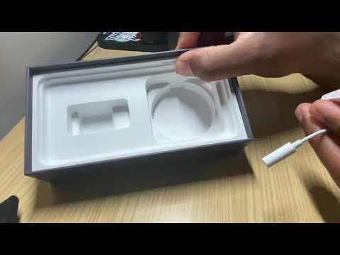 iPhone Packaging Design over the years. Is there much of a difference?