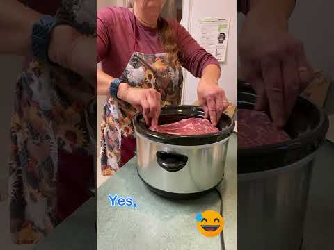 Crockpot Beef Pot Roast | Perfect Fall Meal #crockpotcooking #crockpotdinners #homemaking