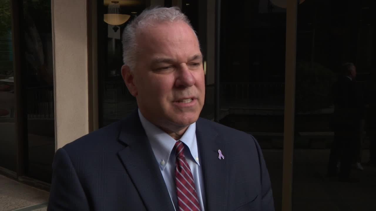 Phoenix picks new city manager in secretive process that divided council