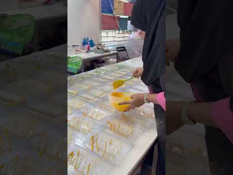 Dubai Viral Kunafa Chocolate Available on Order:+918369285603 #hkrshorts #hkrbakingacademy