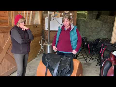 Adjustments for Rider Comfort - Freeform Treeless Saddles