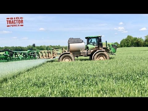 John Deere R4045 Sprays Wheat Part II