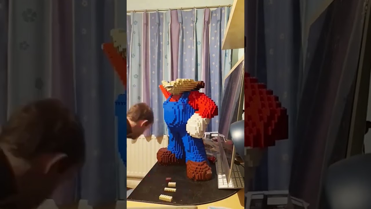 Life-Size LEGO Mario by @brickerbuilds | Video by Sac_1990