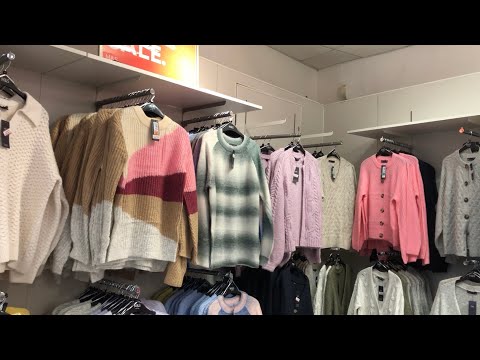 Mark and Spencer’s women’s Cardigan up to 50% off 04/03/2022