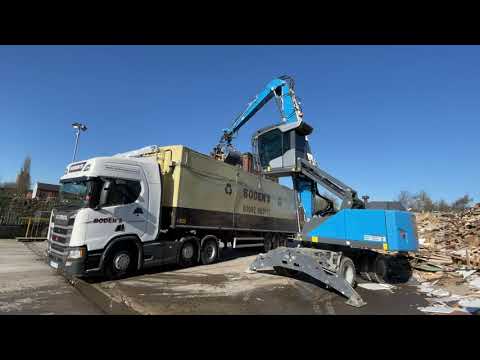 Blue Machinery central Tim at JWS