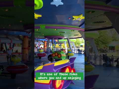 Alien Swirling Saucer’s ride at Disney World is…actually pretty fun! #alienswirlingsaucers
